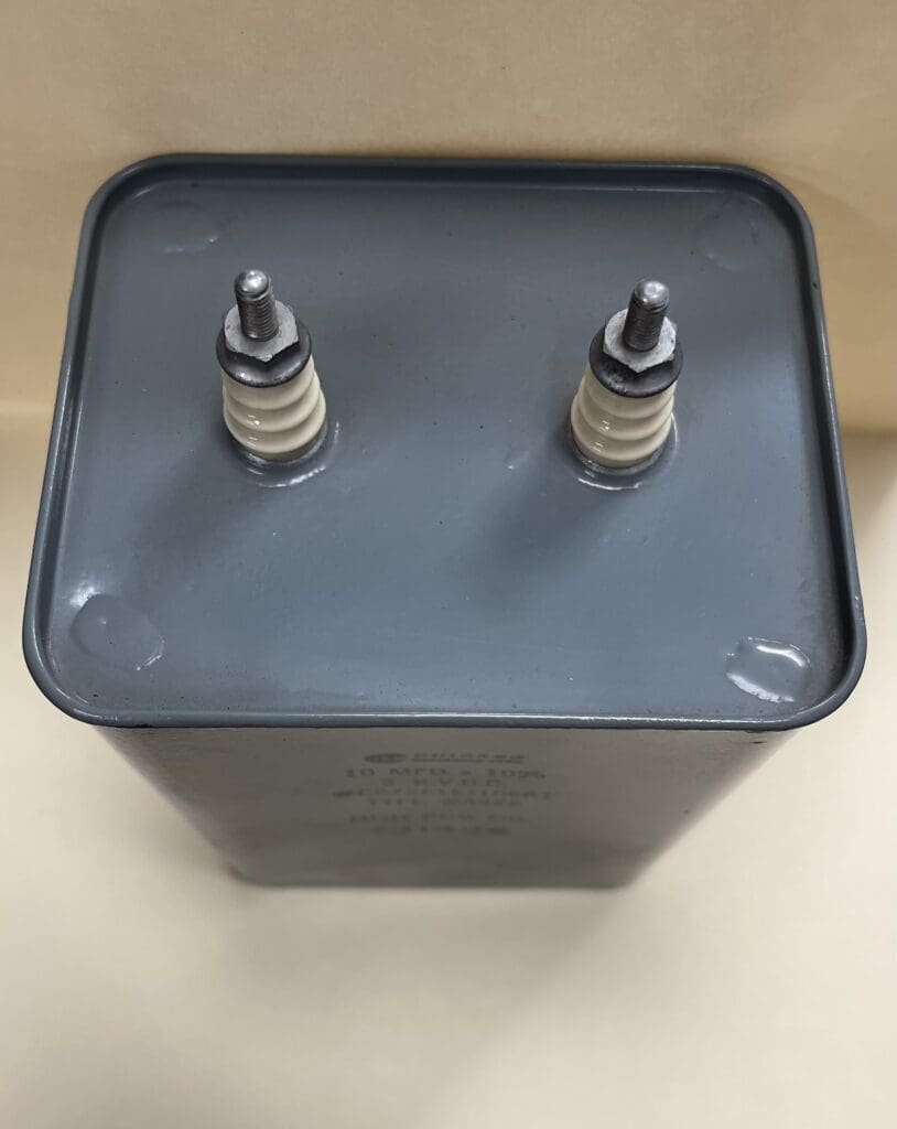 CP72E1EJ106K1 High Voltage Capacitor 10 MFD 2000 VDC P/N 4422 Chicago ...