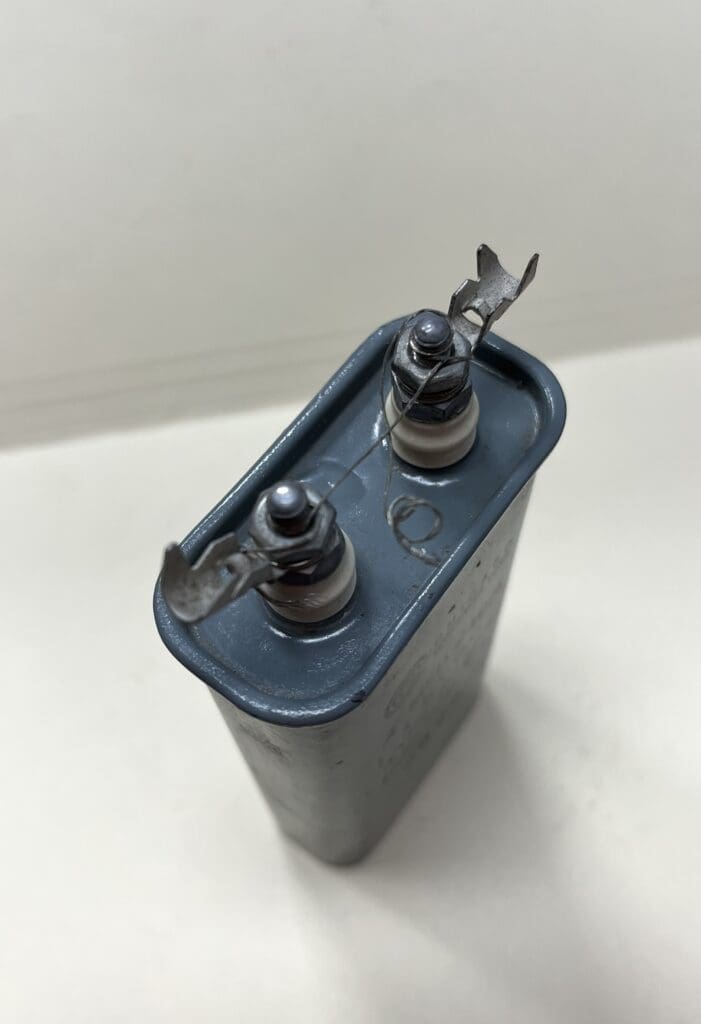 High Voltage Capacitor 4 MFD 1000 VDC P/N 4687 Chicago Condenser Corp ...