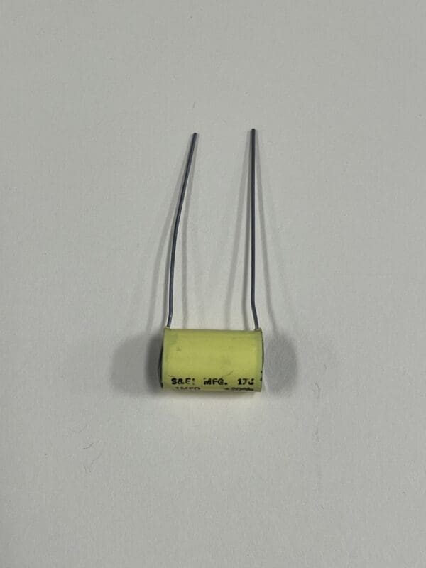 P/N 17UE104 .10 MFD 400 VDC Capacitor 1.50" Wire Leads - Capacitor ...