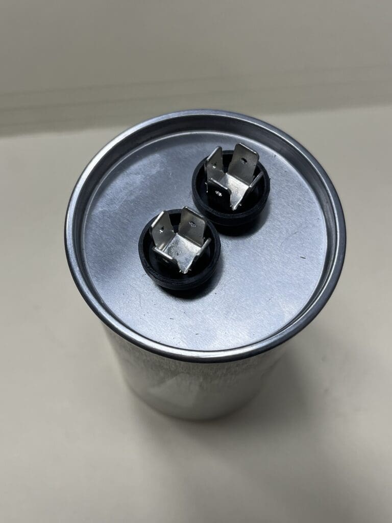 CBB65-240R137 130 MF uF 240 VAC Capacitor 8110545 AMMCO HENNESSY COATS ...