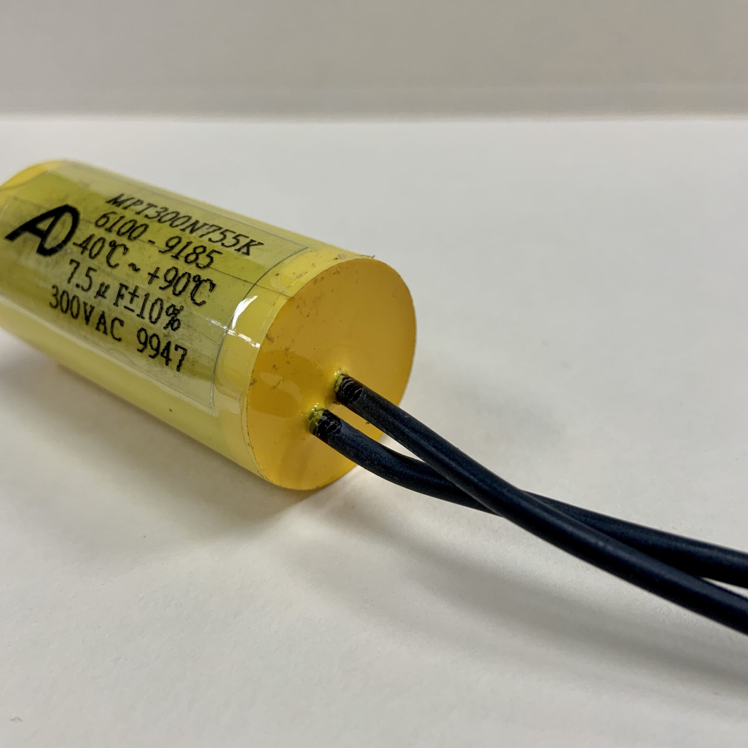 MPT300N755K 7.5 uF 300 VAC Capacitor 6100-9185 - Capacitor Industries